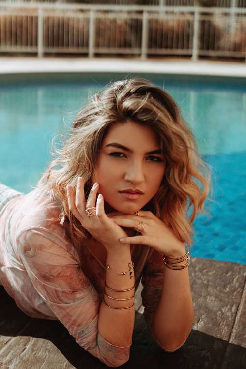 Georgia M. de Canoas/RS - Contrate pelo Job for Model